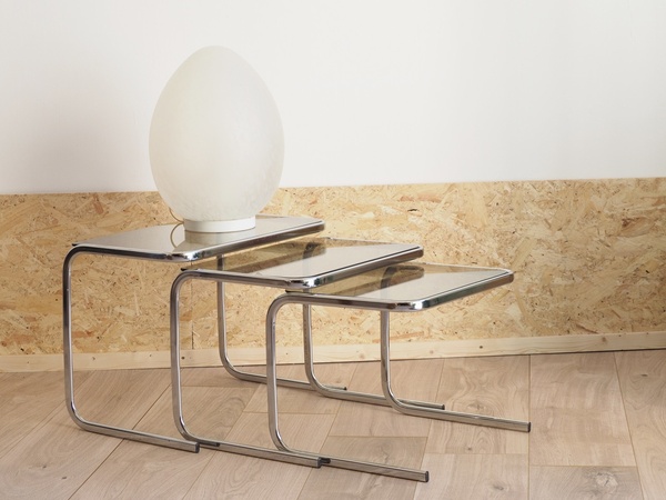 Table basse gigogne verre fumé | DESIGNANCES : UNE NOUVELLE MANIÈRE DE ...